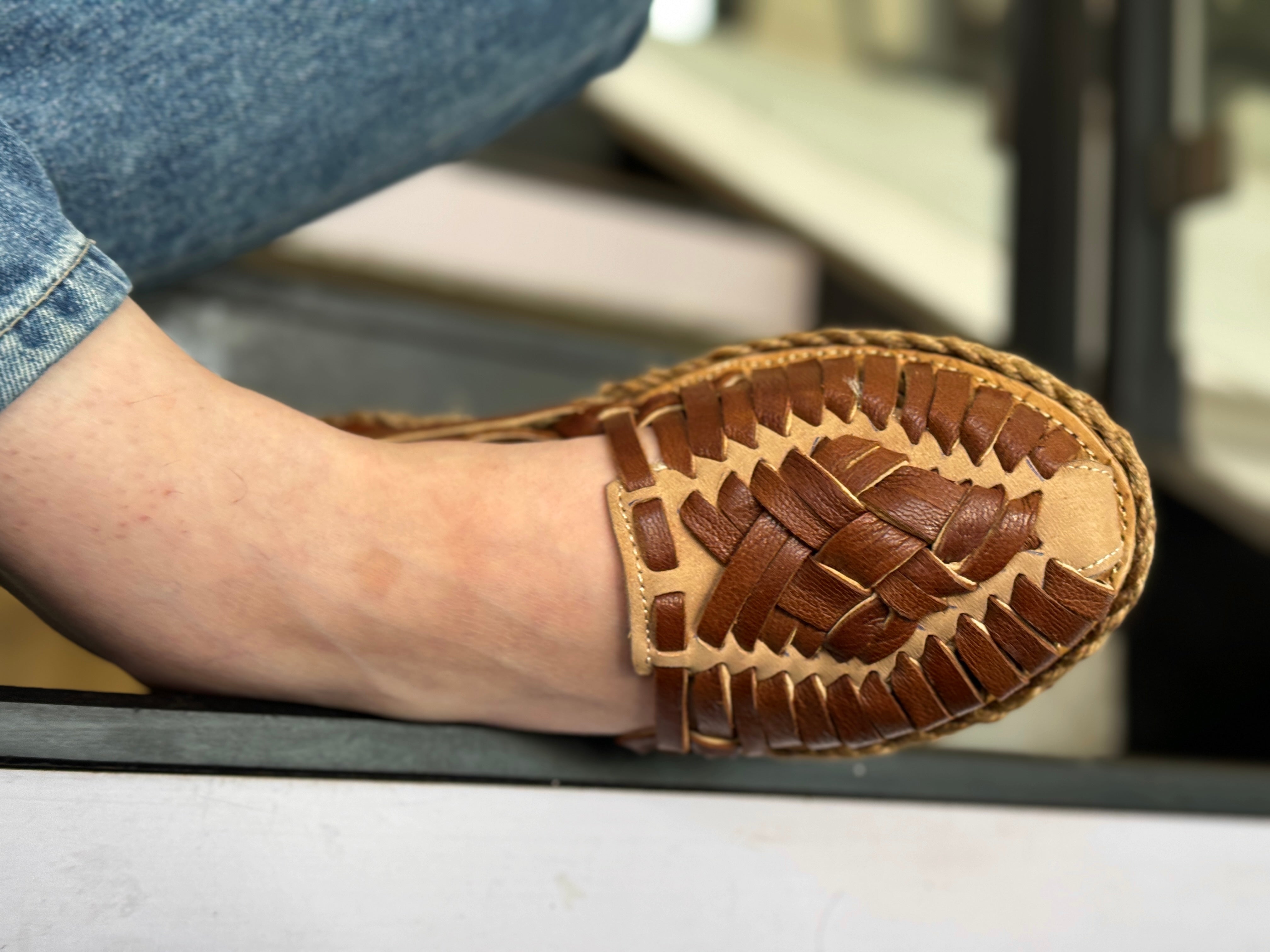 Cinnamon - Closed Huaraches – Roya