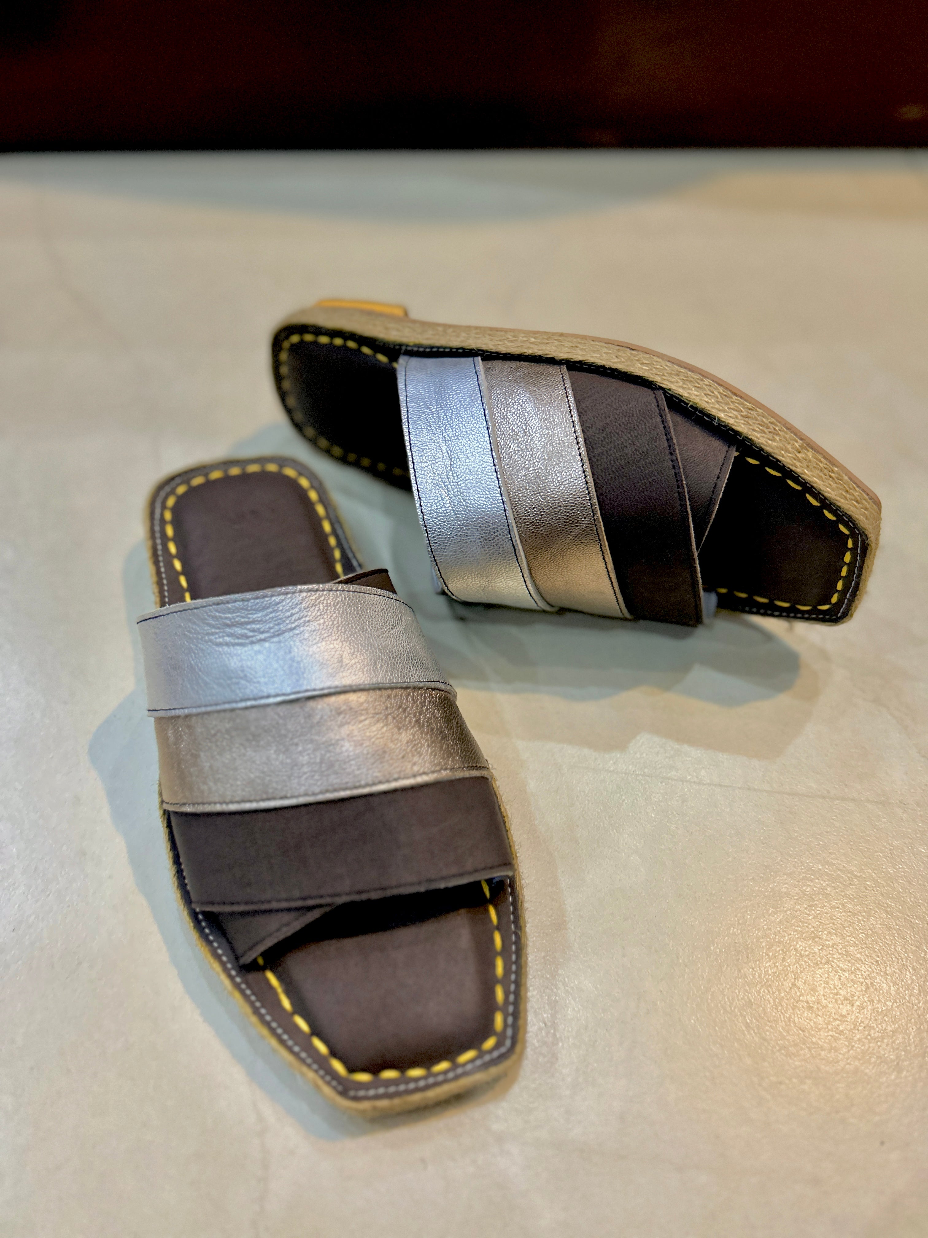 Brown - Saddle Slides – Roya